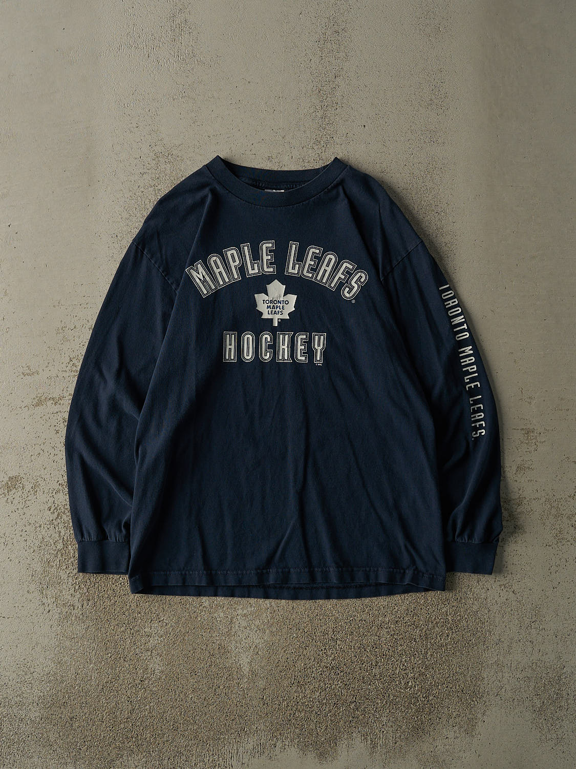 Vintage Y2K Navy Blue Toronto Maple Leafs Long Sleeve (M/L) – Rebalance ...