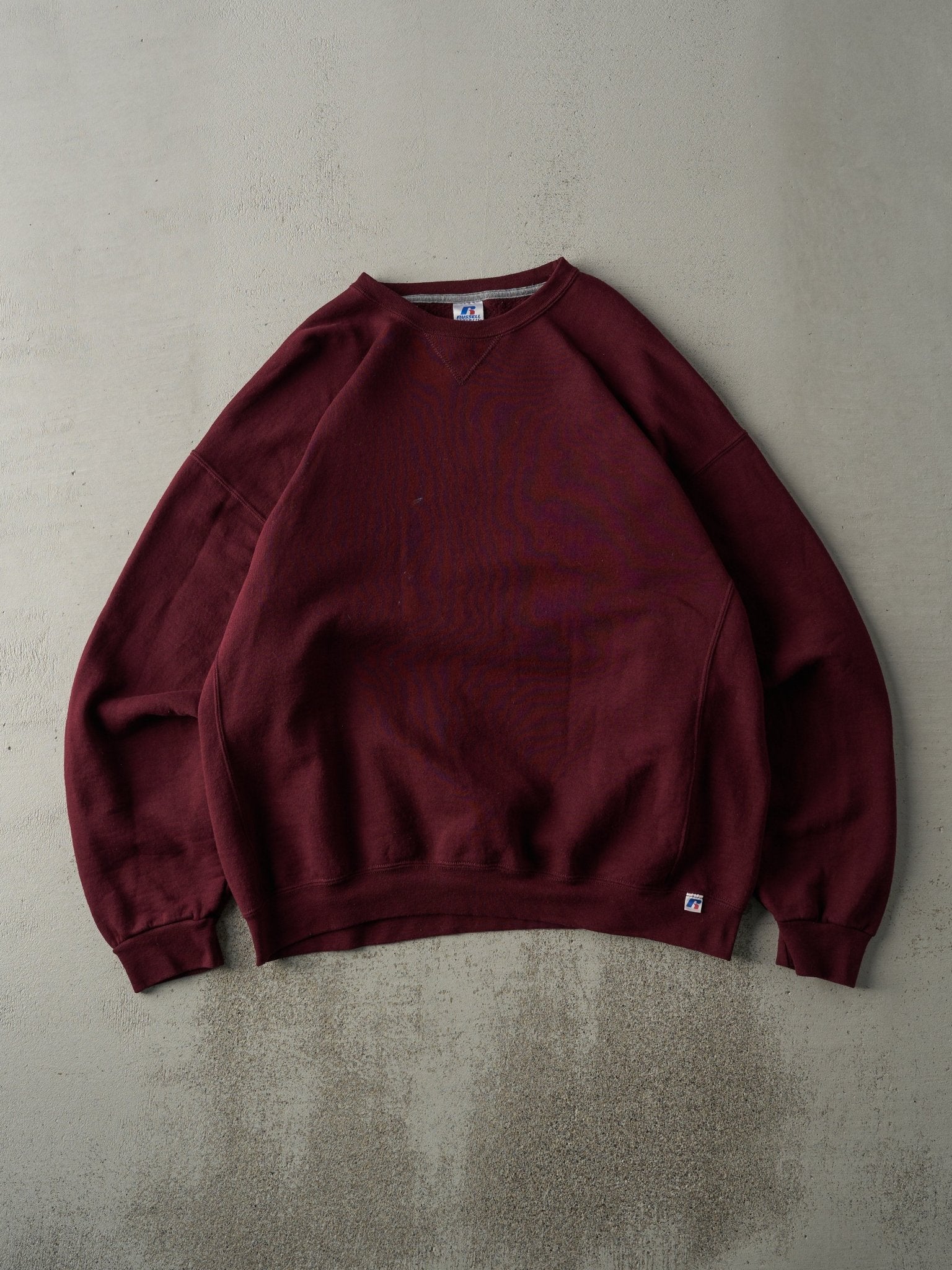 Vintage Y2K Burgundy Russell Athletics Blank Crewneck (L/XL ...
