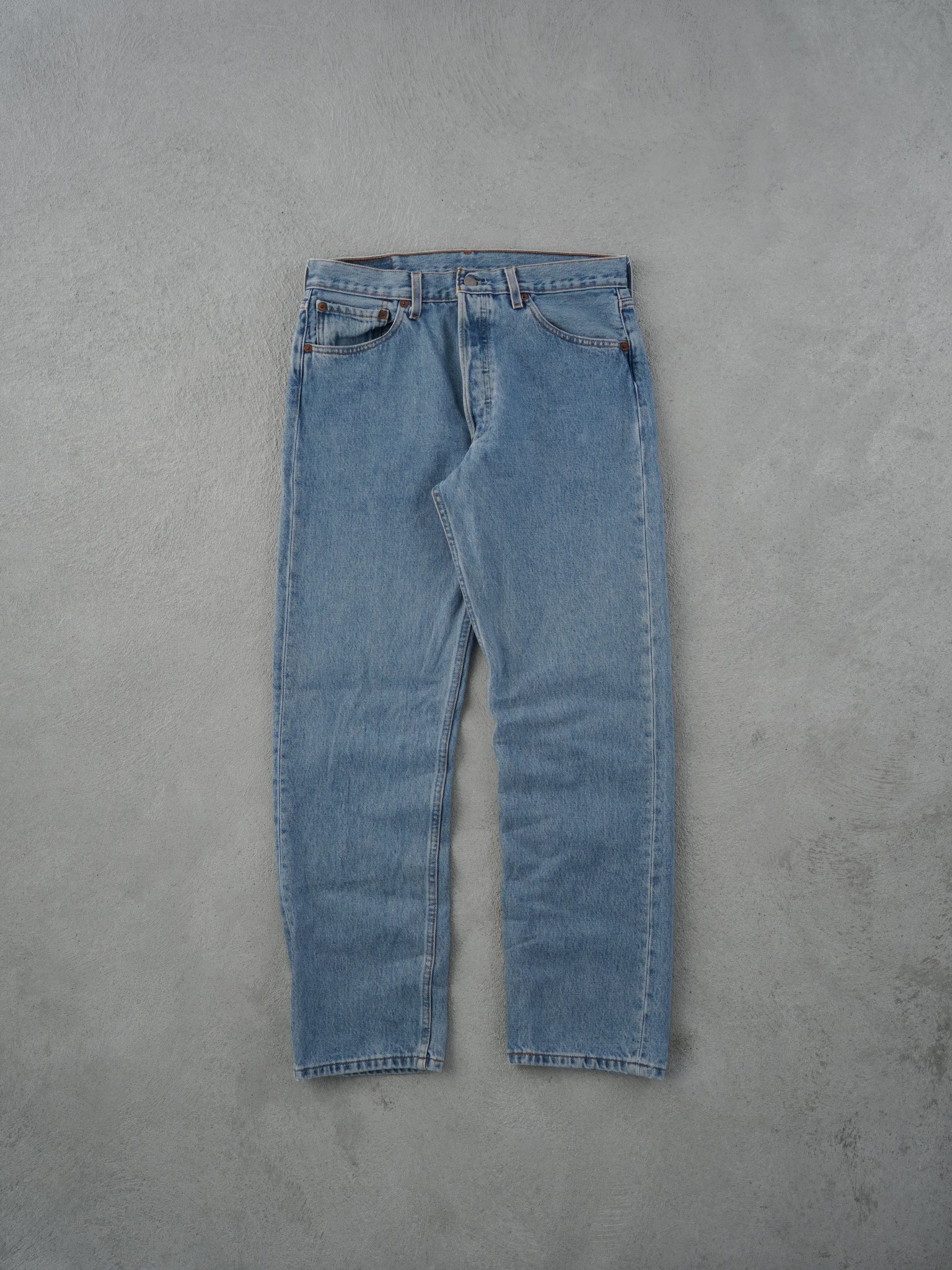 Vintage 90s Light Washed Blue Levi's 501 Denim Jeans (33x30 ...